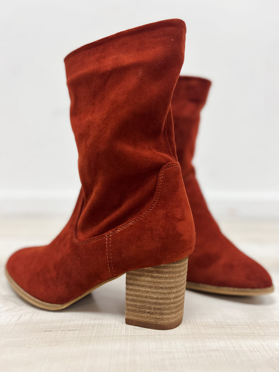 Wicked Booties- Rust – Davis Country Store